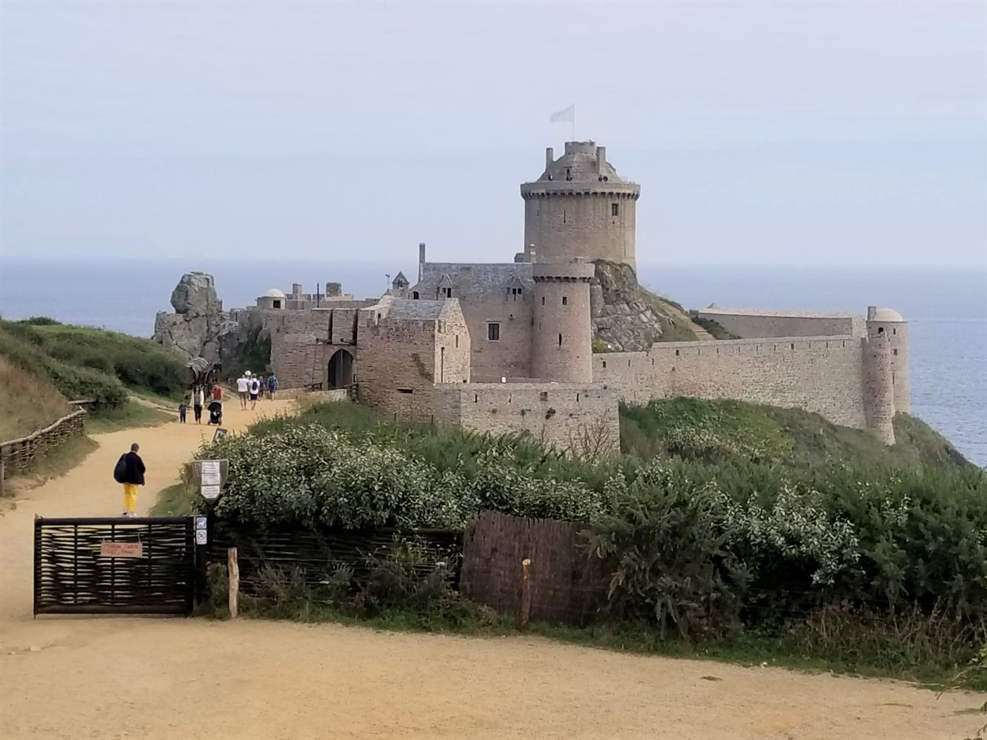 Visitor Guide to Fort la Latte and Cap Fréhel – Tales from Brittany